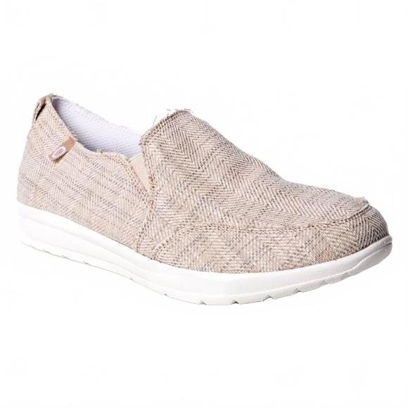 Minnetonka | Shoes | New Minnetonka Womens Expanse Slipon Shoes In Tan ...